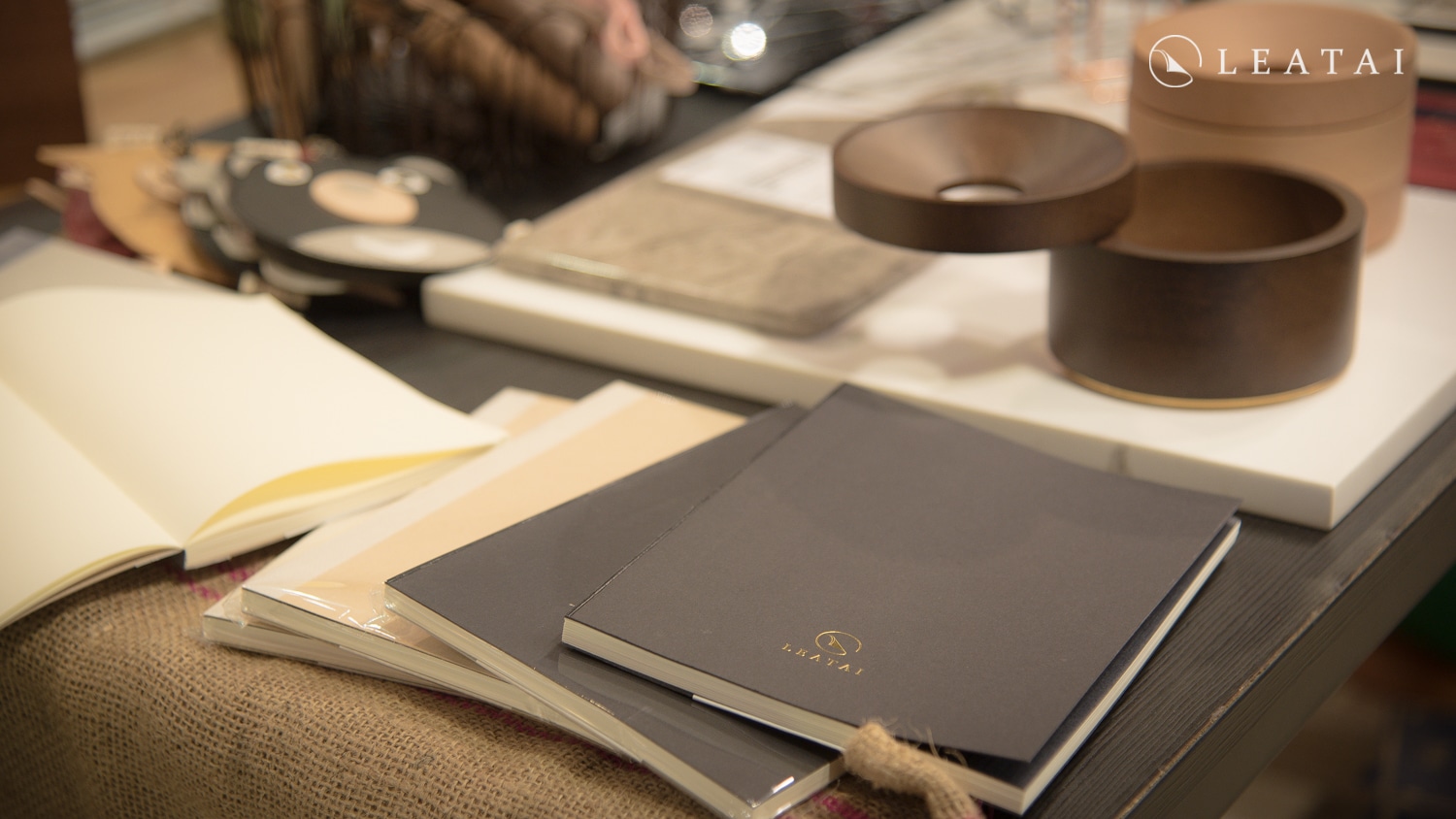 工商日誌印刷與客製化指南：打造專屬企業形象的完整攻略 - 磊泰Leatai